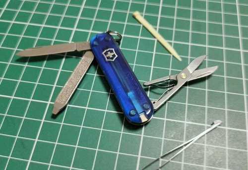 Швейцарский нож - брелок Victorinox Classic SD