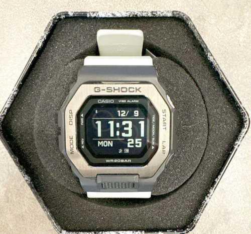 G-shock GBX-100-8DR