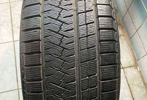 Triangle Snowlink TWT02 235/45 R18