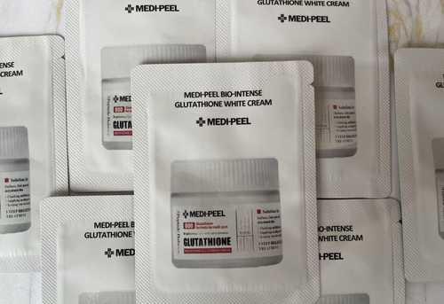 Medi peel Bio lntense Glutathione White Cream