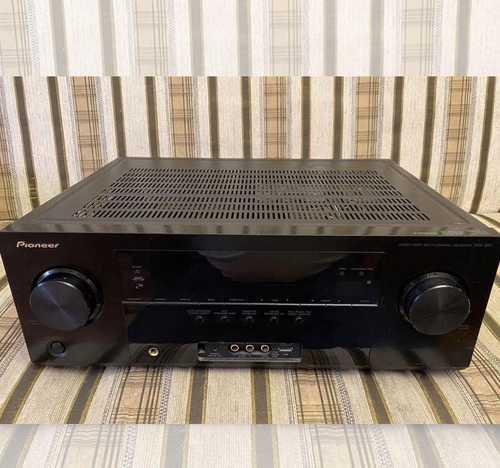 AV-ресивер Pioneer VSX-821