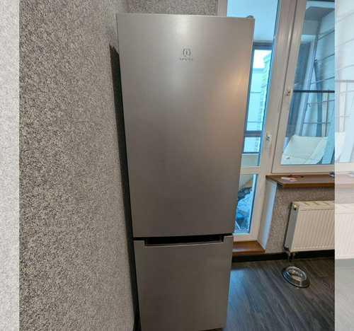 Холодильник indesit 4180 s no frost бу