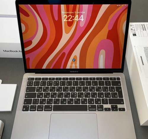 Macbook air m1 в отл.состояние