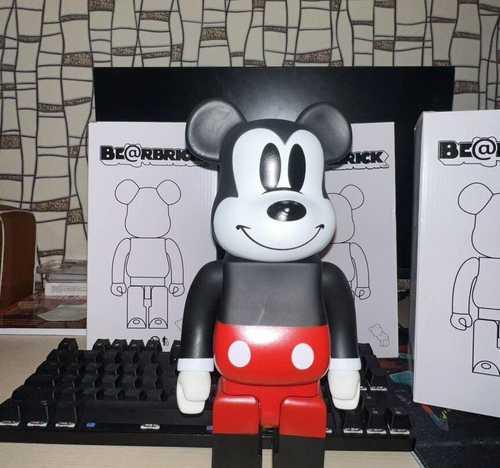 Мишки bearbrick 28см