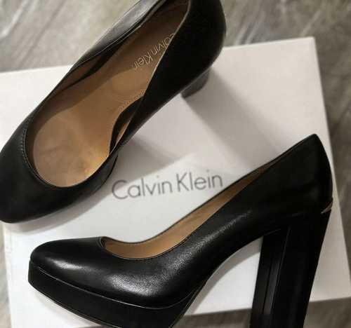 Туфли calvin klein 37 кожа