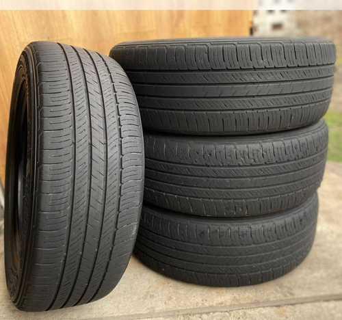 Kumho Crugen HP71 235/60 R18 107V