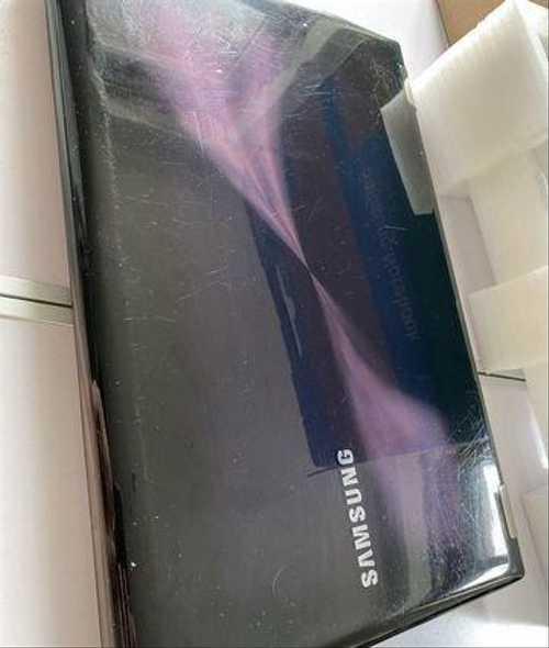 Ноутбук Samsung RF711-S01