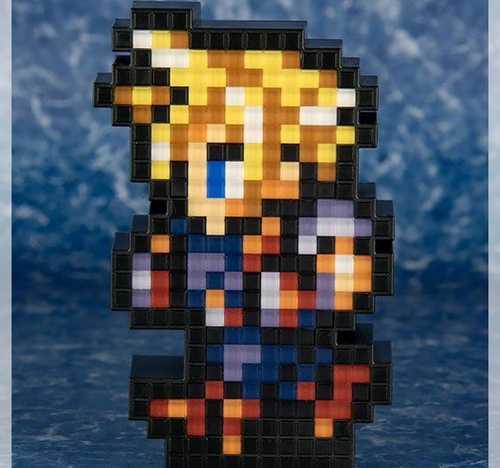 Ночник Cloud Strife из Final Fantasy 7