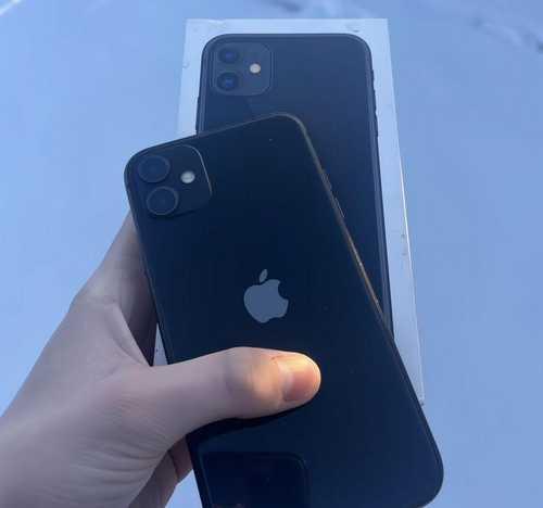 iPhone 11, 64 ГБ