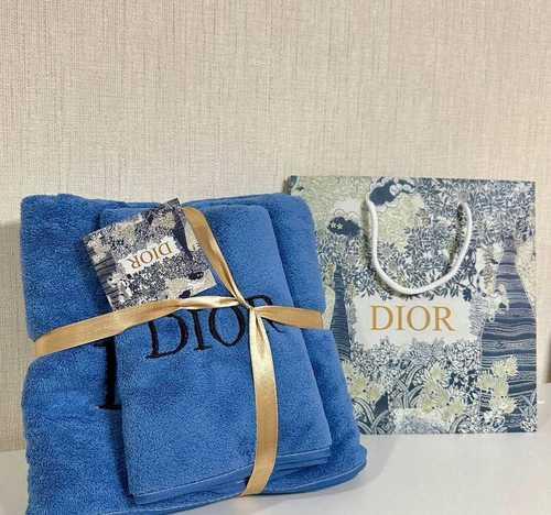 Подарочный набор полотенец dior