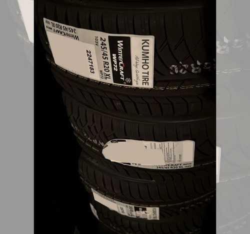 Kumho WinterCraft WP72 245/45 R20 103V