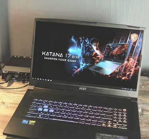 17" MSI Katana RTX 4070 / i7-12650H / Ноутбук 16GB