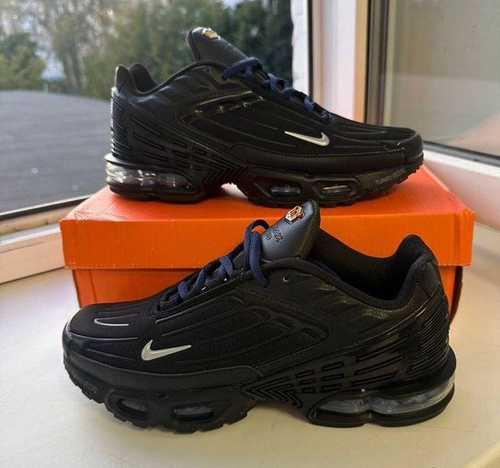 Кроссовки Nike Air Max Tn Plus