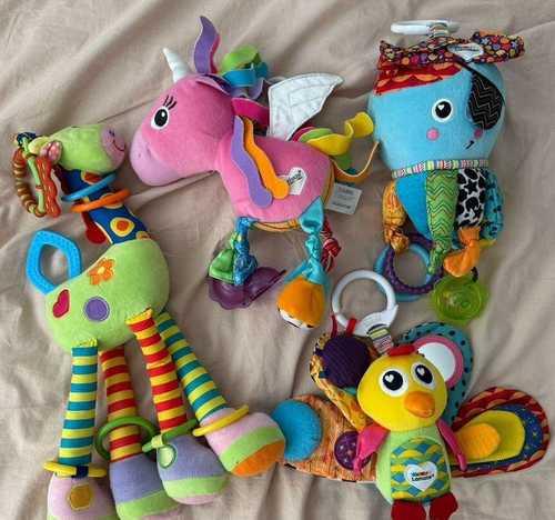 Игрушки развивающие lamaze tomy