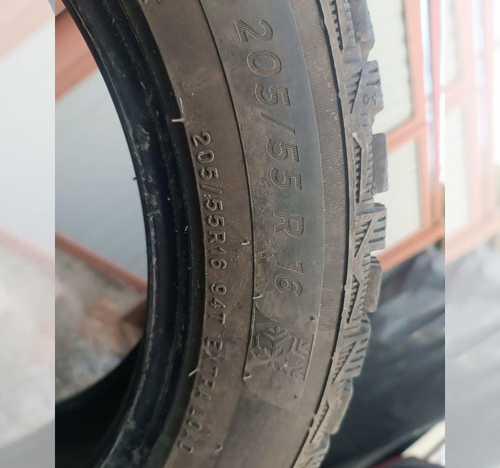 Michelin X-Ice North 4 205/55 R16 94T
