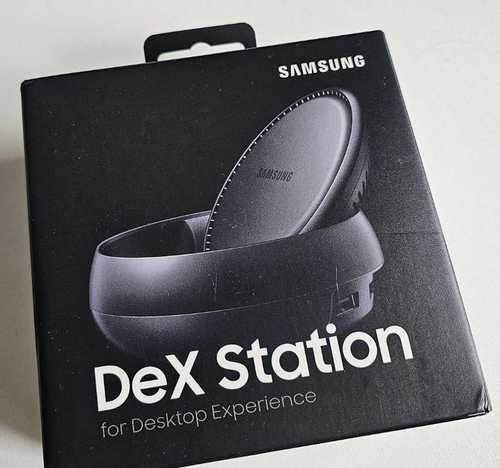 Док станция Samsung Dex Station