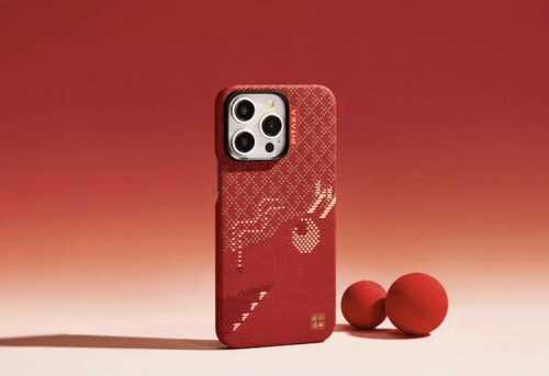 Чехол на iPhone 15 pro pitaka Красный
