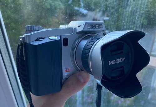 Компактный фотоаппарат Minolta dimage 7