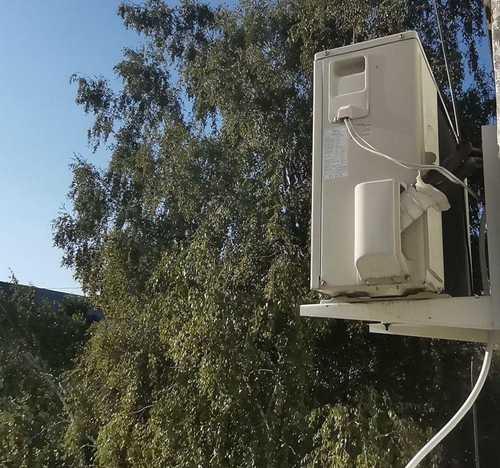Кондиционер Midea спит система