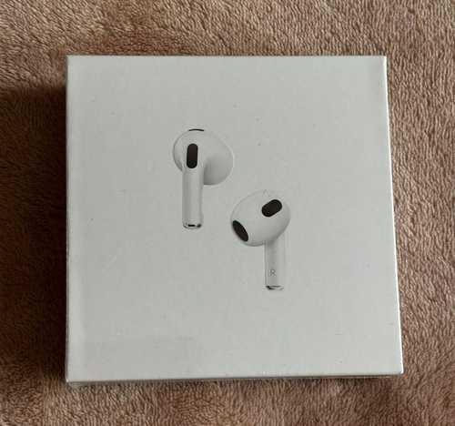 Беспроводные наушники Apple AirPods 3