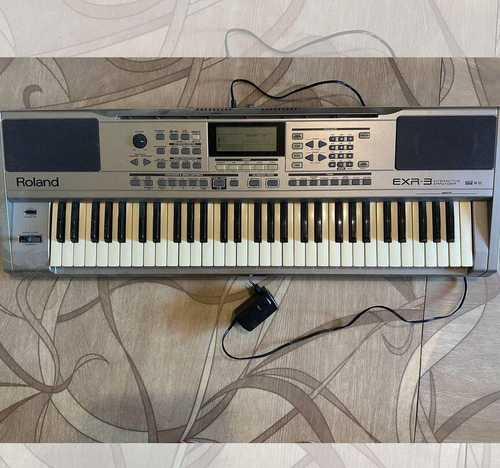 Синтезатор Roland exr-3