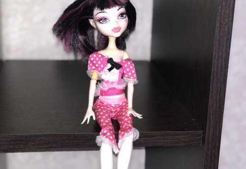 Кукла monster high Дракулаура пижамная