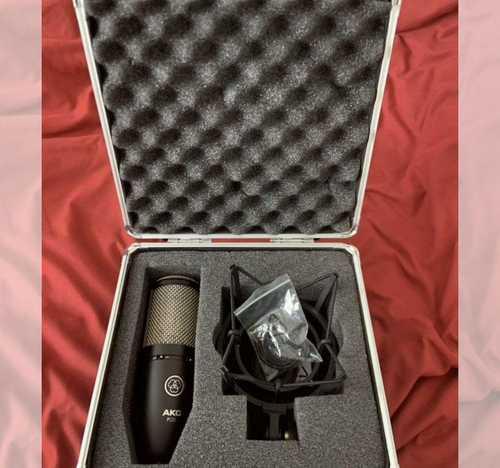 Студийный микрофон akg p220