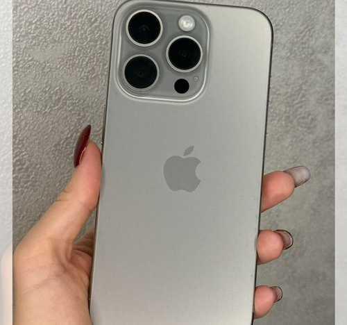 iPhone 15 Pro, 256 ГБ