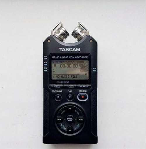 Tascam DR 40