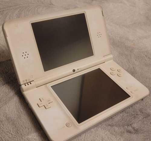 Nintendo dsi xl