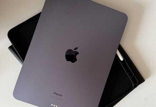 Почти новый iPad Air 5 на 264 гб + чехол