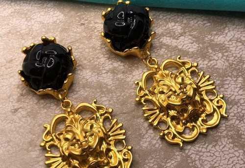 Серьги в стиле Versace