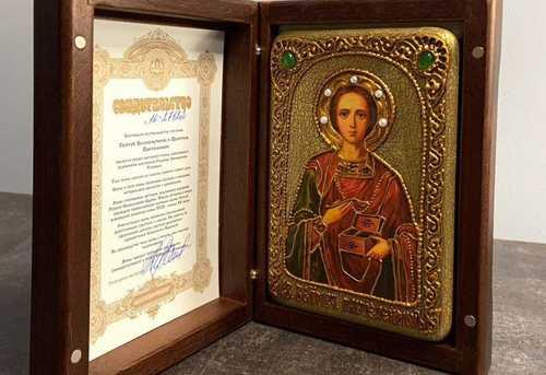 Икона Святой Пантелеймон в подарочном футляре