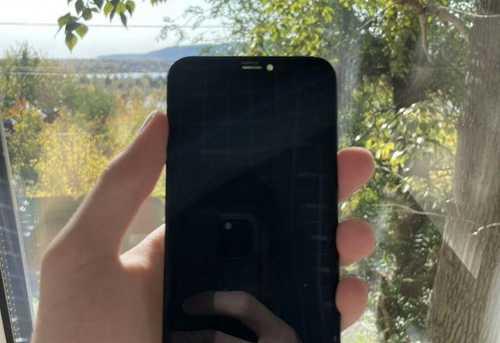 Дисплей на iPhone xr