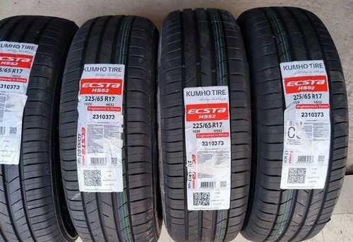 Kumho Ecsta HS52 225/60 R17 99V