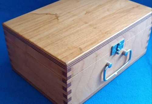 Стильный деревянный ящик