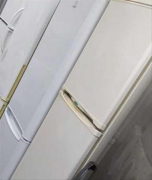 Холодильник бу в идеальном состоянии