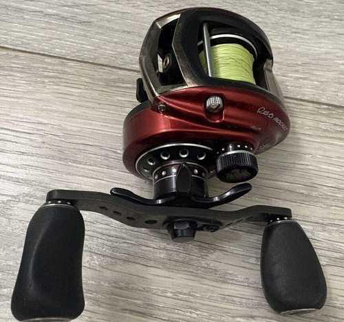 Катушка Abu Garcia Revo3 Rocket