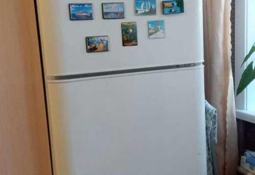 Холодильник Indesit б/у (неработающий)