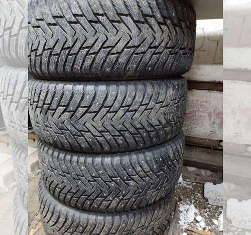 Nokian Tyres Hakkapeliitta 8 285/60 R18 116T