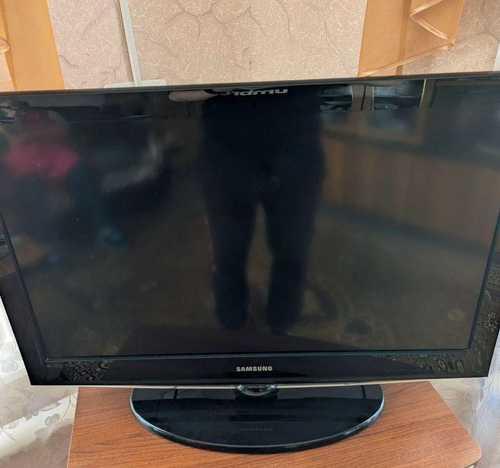 Телевизор samsung 32"