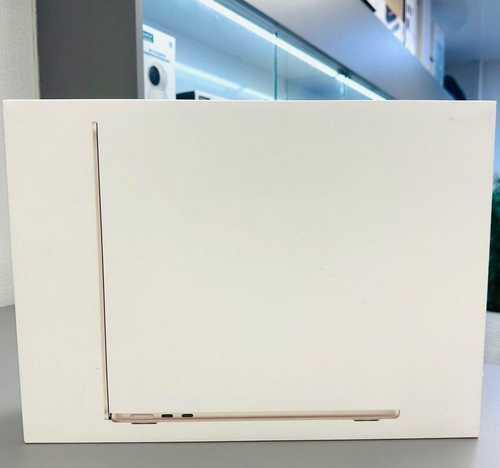 MacBook Air 13” 16GB, 256 GB M4 Starlight