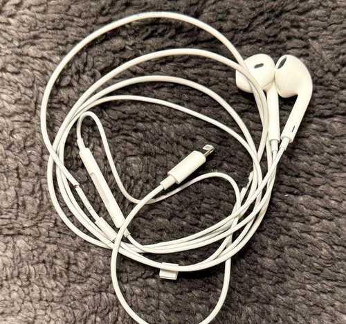 Наушники apple earpods lightning (оригинал )