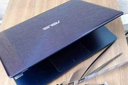 Asus ZenBook UX331U - i7 8550U. 512 SSD. 16GB RAM