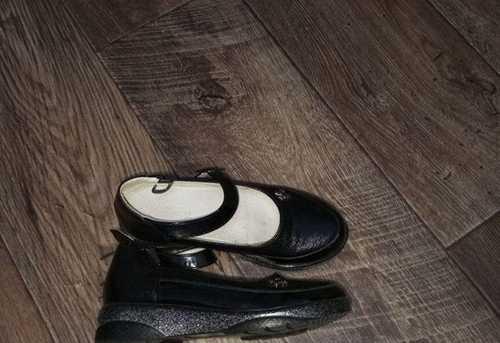 Туфли для девочки 30 размер черные