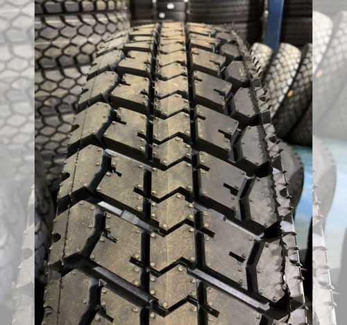 Tyrex CRG VM-201 8.25 R20 133
