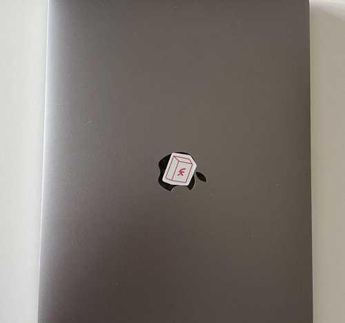 Macbook pro 13' 2017 / 8GB