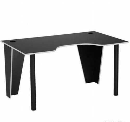 Игровой комьютерный стол черный