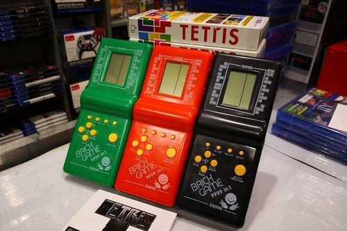 Игровая приставка Тетрис / Tetris