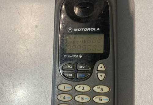 Телефон Motorola Profile/300